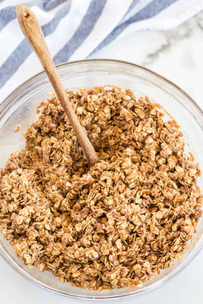 Homemade Cinnamon Granola Recipe | How to Make Granola