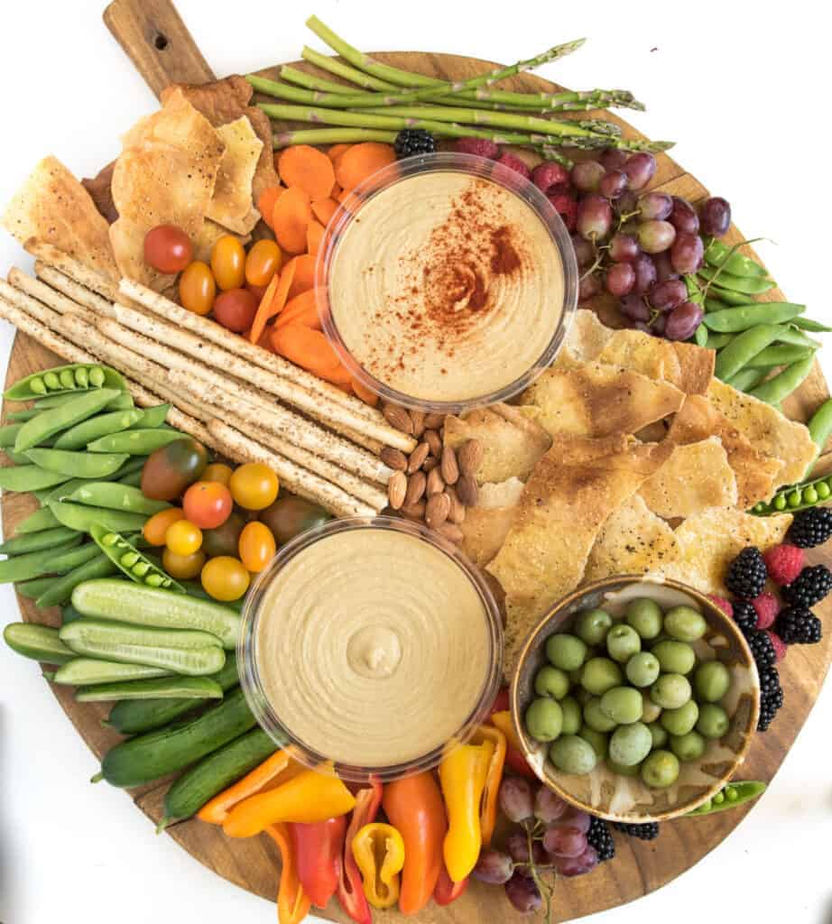 Simple DIY Hummus Platter | A Quick and Easy Party Appetizer Recipe