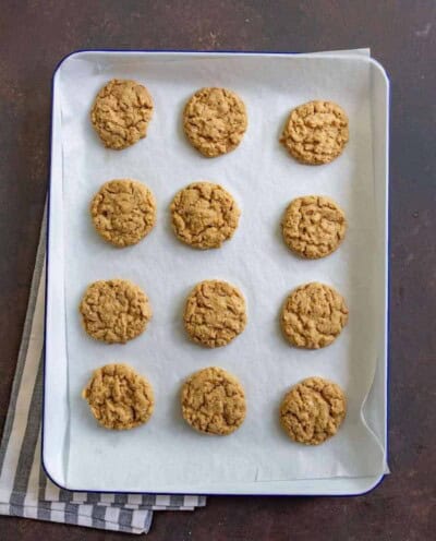 My BEST Oatmeal Cookie Recipe | Easy & Kid Approved Cookies