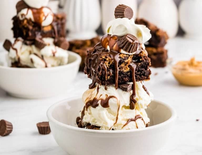 Amazing Homemade Chocolate Peanut Butter Brownie Sundae Recipe