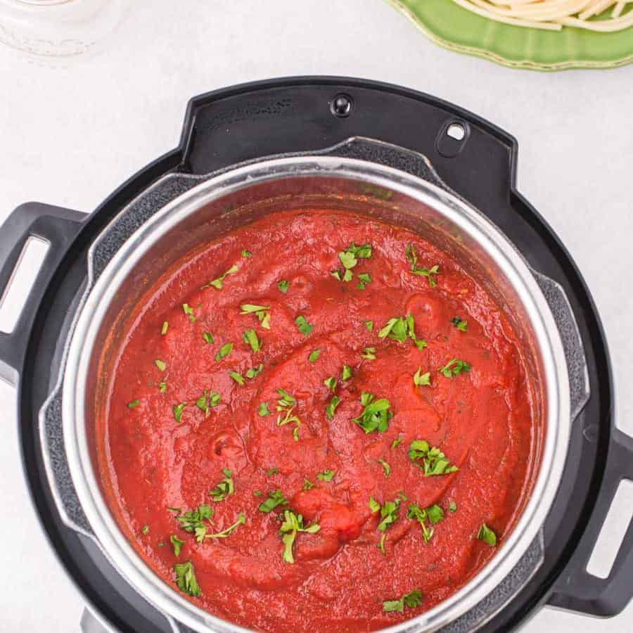 Instant Pot Spaghetti Sauce — only 10 MINUTE cook time!