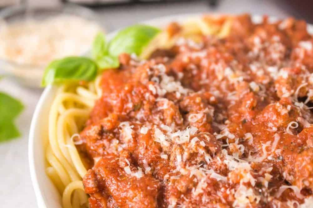Easy Homemade Spaghetti Sauce — Bless this Mess