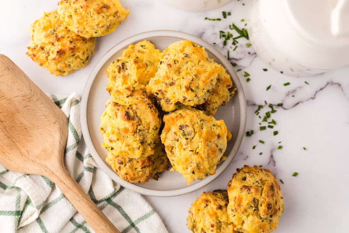 Sausage and Cheese Biscuits | A Simple Low Calorie Breakfast Recipe