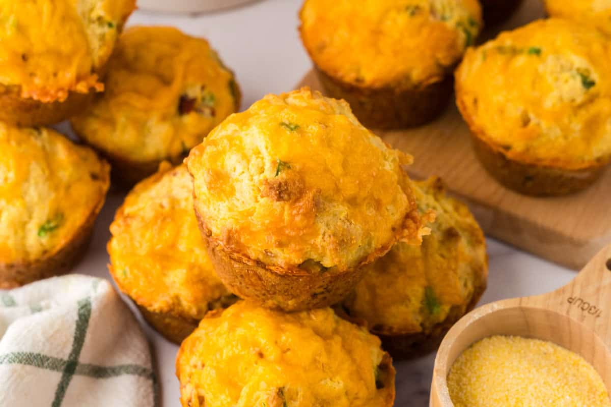 Cheddar Bacon Cornbread Muffins | Savory Cornbread Muffin Recipe