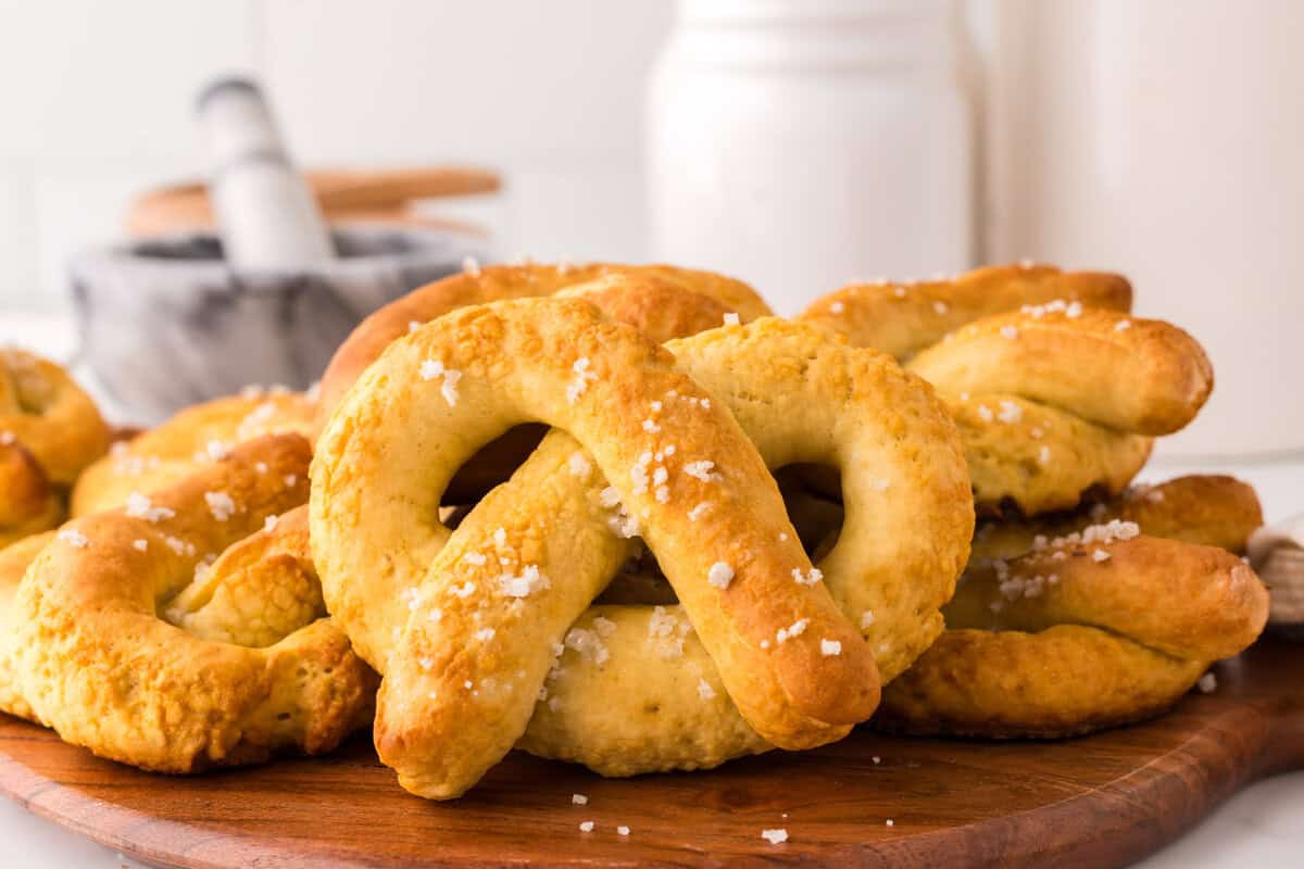 Big Soft Pretzels Recipe | Easy Homemade Soft Pretzels