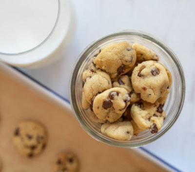 Bite-Sized Mini Chocolate Chip Cookies — Bless this Mess
