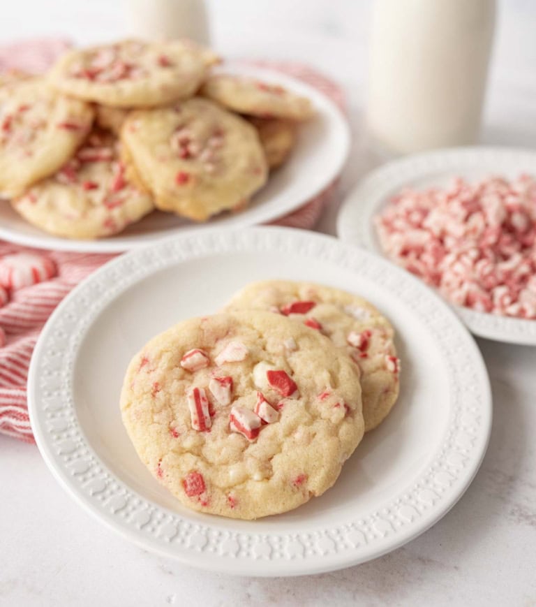 Easy White Chocolate Peppermint Cookies Recipe (Soft & Chewy!) — Bless ...